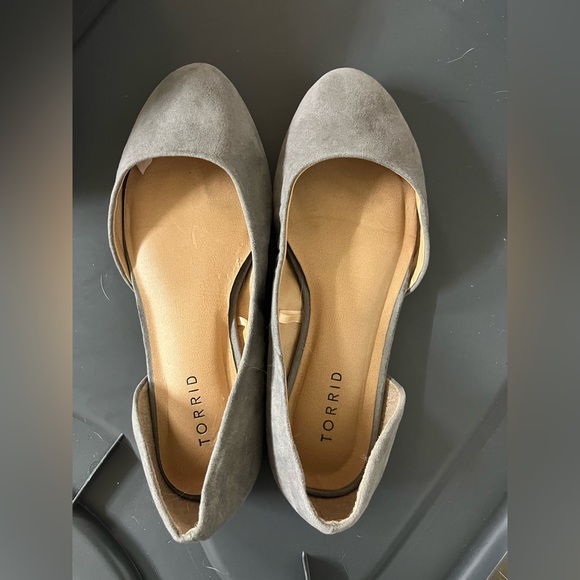 torrid | Shoes | Torrid Flats Size 9w | Poshmark